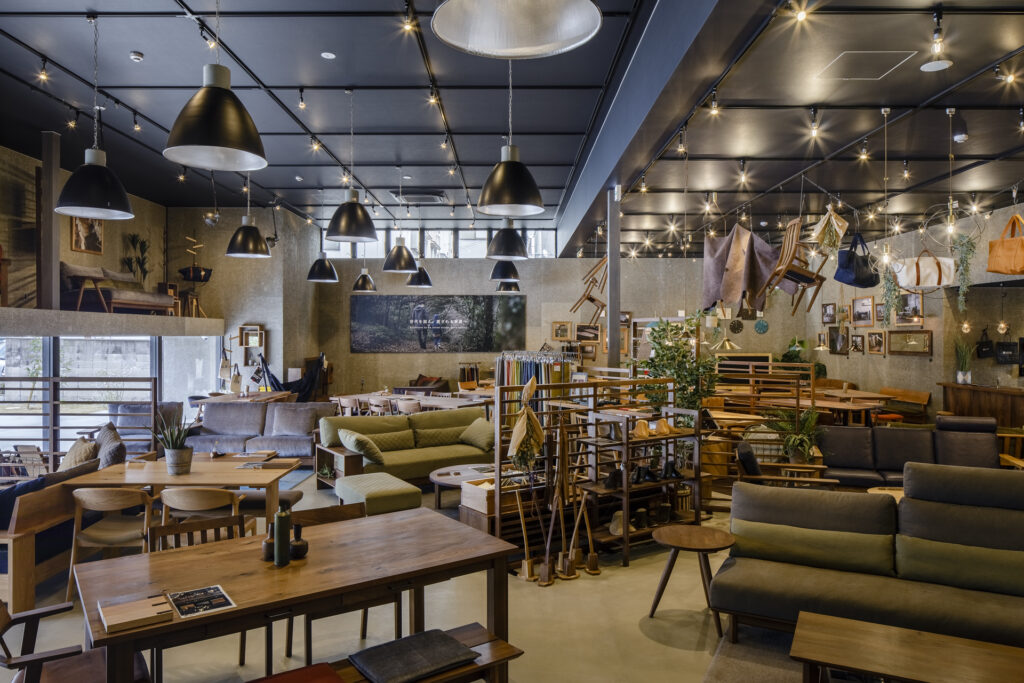 SOLID FURNITURE STORE・OSAKA | NAKASAI architects INC. | 株式会社ナカサイアーキテクツ